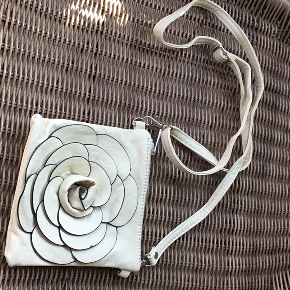 Bags | Ivory Colored Flower Petal Purse | Poshmark